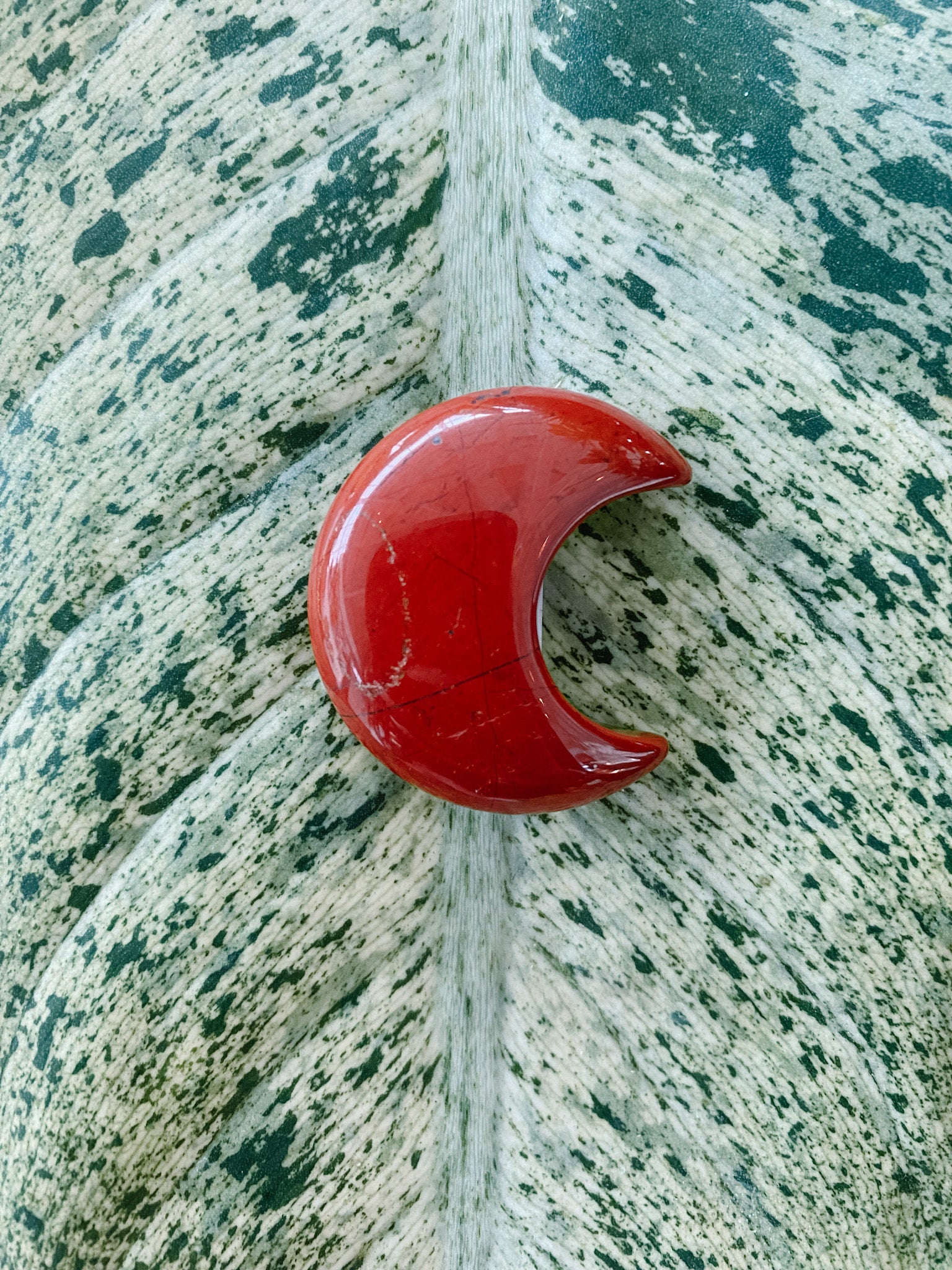 Red Jasper Moon 30mm | Botaniful